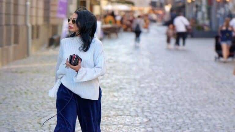 How To Prevent Purse Theft? Effective Tips Revealed